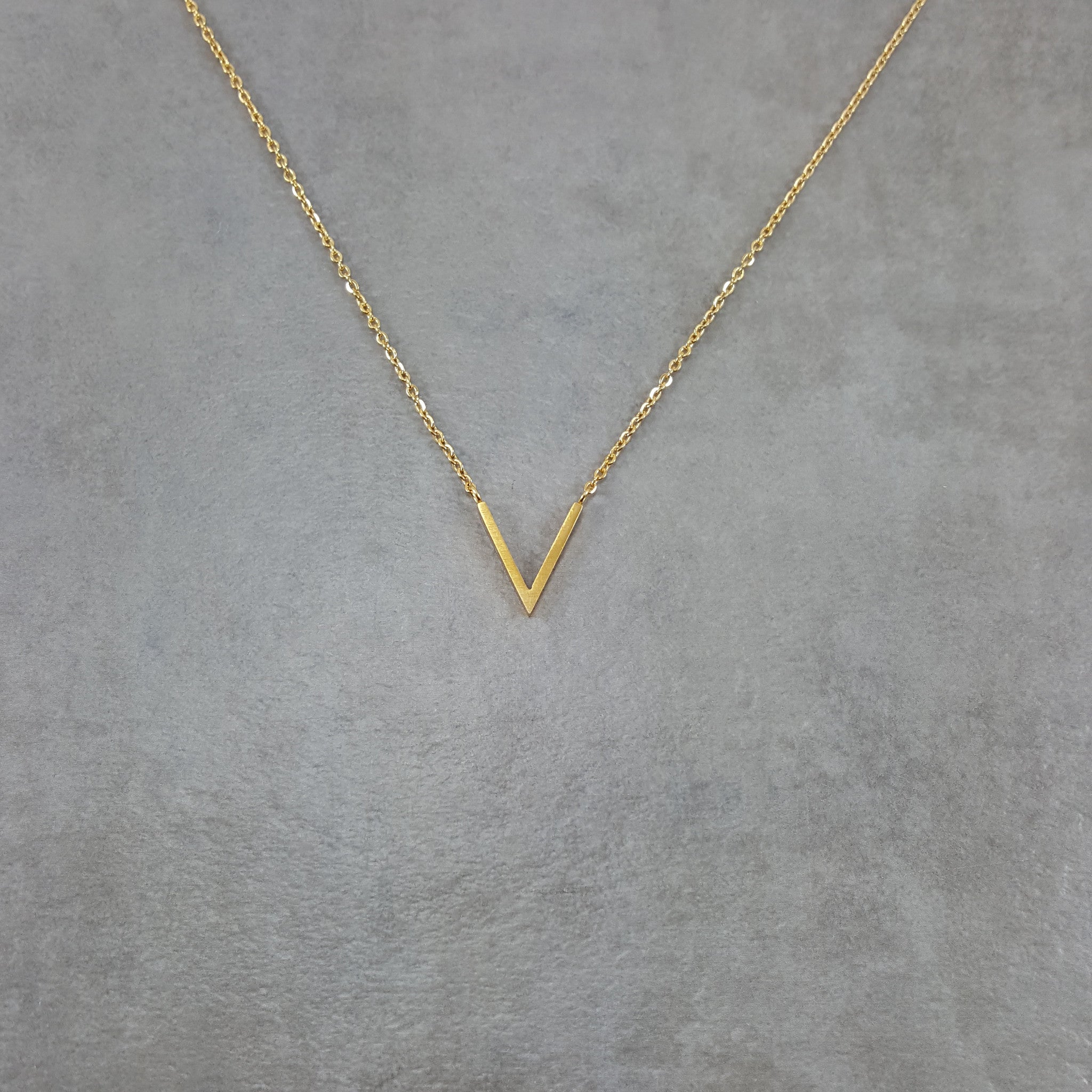 V Gold Necklace - Womens Fashion Jewelry Dainty Chain – Lil Pepper Jewelry